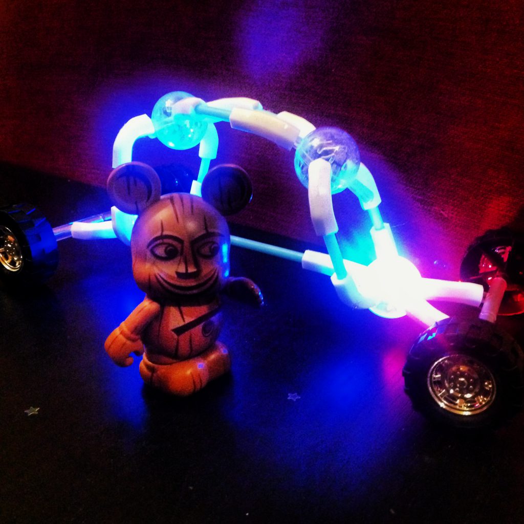 Light Up Links Review: Hot Holiday Toy Alert - Momfluential Media
