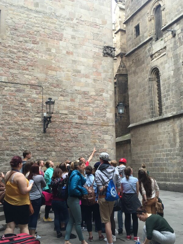 The Jewish History of Barcelona is Hidden in Plain Sight - Momfluential ...